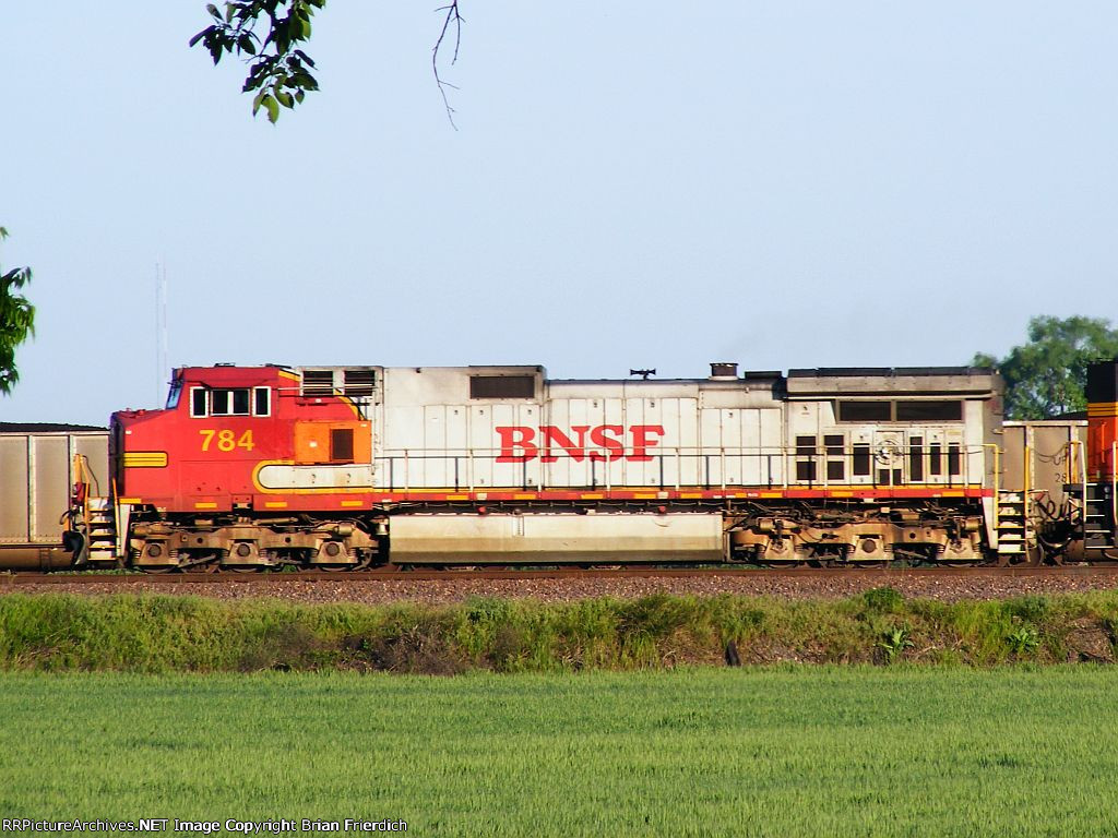 BNSF 784